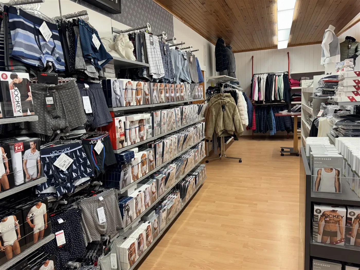 Da Daphne a Zalende trovi professionalità, esperienza e qualità - Il ...